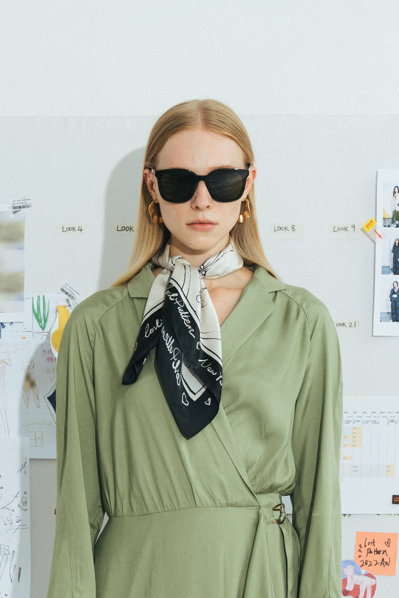 "New York in Sketches" Silk Scarf | Black and White scarf – LOST PATTERN